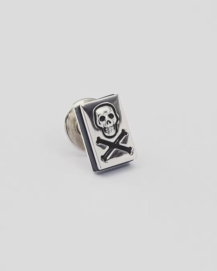 Skull and Crossbones Sterling Silver Lapel Pin – Jan Leslie